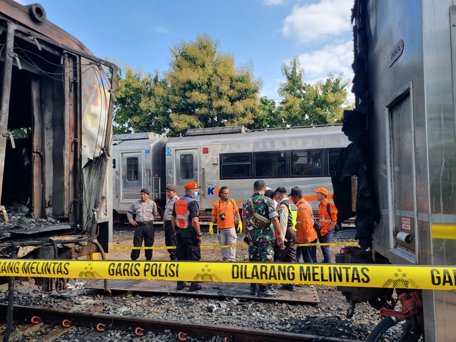 Gerbong Kereta Cadangan Terbakar di Stasiun Tugu Yogyakarta